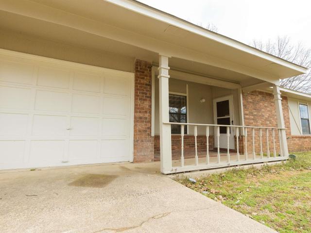 18 Georgeann Circle