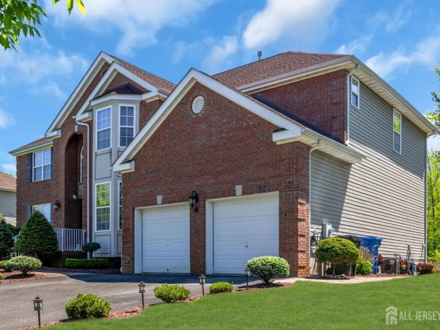 18 Gloria Lane