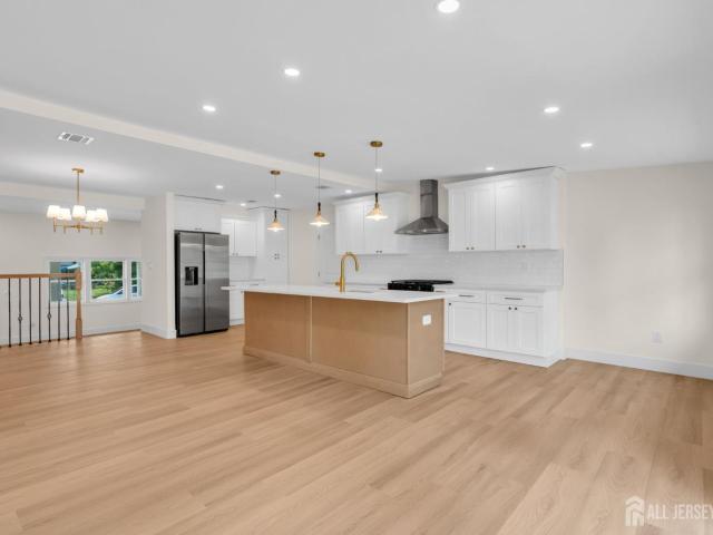 18 Grace Dr, Old Bridge, NJ 08857 | MLS #2700 R