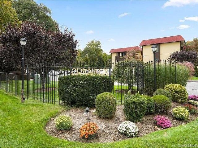 18 Granada Cres Apt 2, White Plains, NY 10603