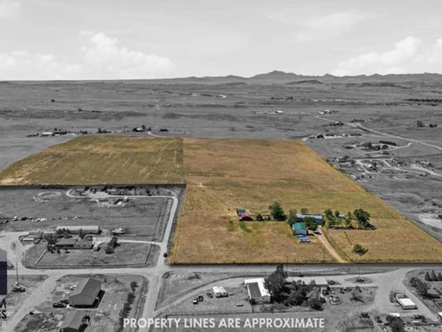 18 Grand Ridge Rd, Douglas, WY 82633