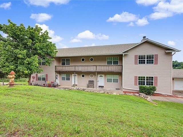 18 Green Meadow Ln, Holiday Island, AR 72631