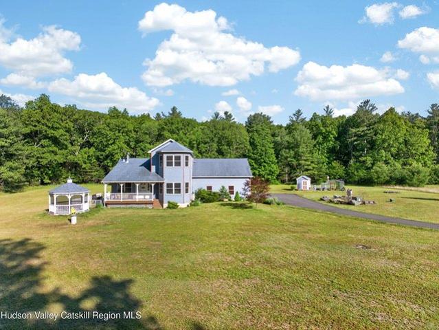 18 Haberland Ln, Olivebridge, NY 12461
