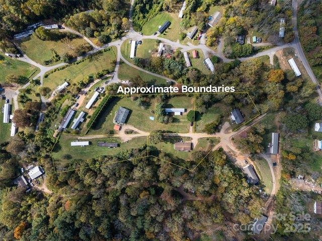 18 Hat Creek Dr, Asheville, NC 28806