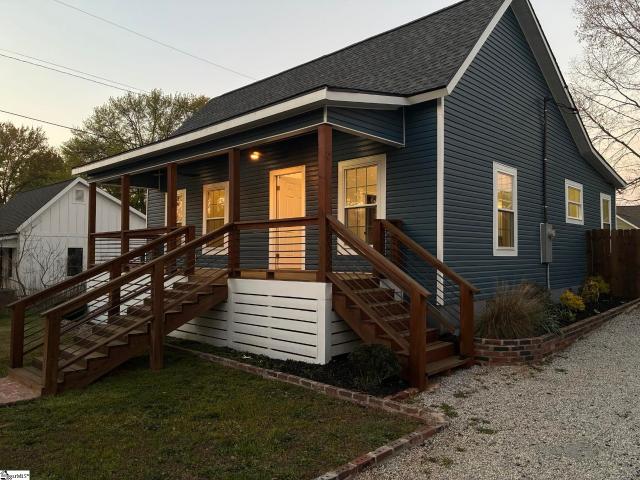 18 Hatch St, Greenville, SC 29611 | MLS #1586 | Compass