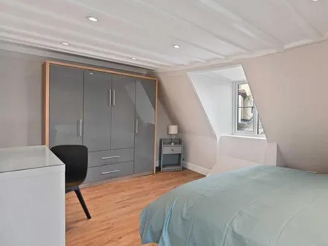 18 Hertford Street, London, W1J 7RT, United Kingdom | 3 bed apartment for rent #138930655 | Rentberry