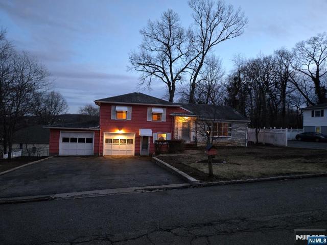 18 Highland Avenue