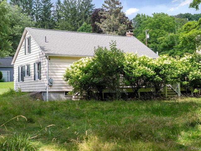 18 Highland Street