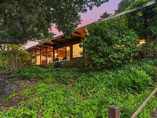 18 Hillbarn Ct, San Mateo, CA 94403