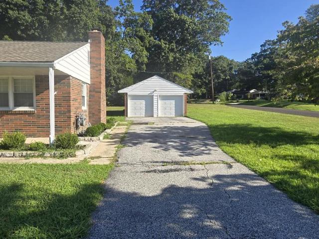 18 Hood Drive