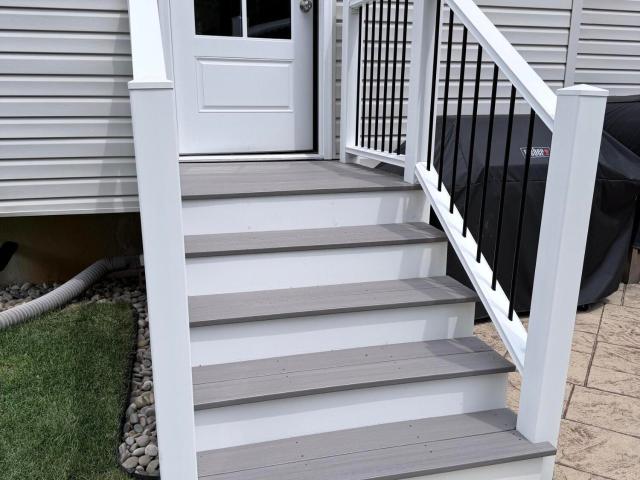 18 Howland Avenue