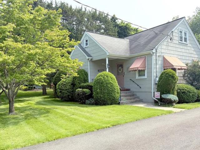 18 Hughes St, Congers, NY 10920