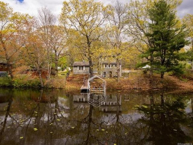 18 Jerome Pkwy, Griswold, CT 06351