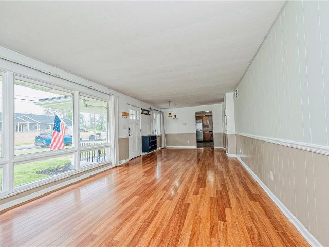 18 John Drive