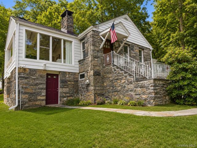 18 Kirk Lake Drive