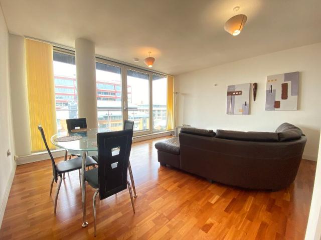 18 Leftbank, Spinningfields, Manchester M3, 2 bed flat to rent, £1,650 pcm | PrimeLocation