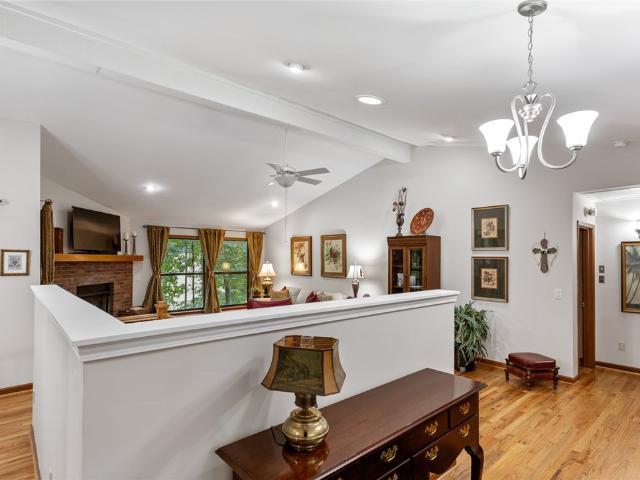18 Mainsail Drive