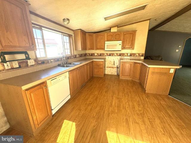 18 Maple Avenue