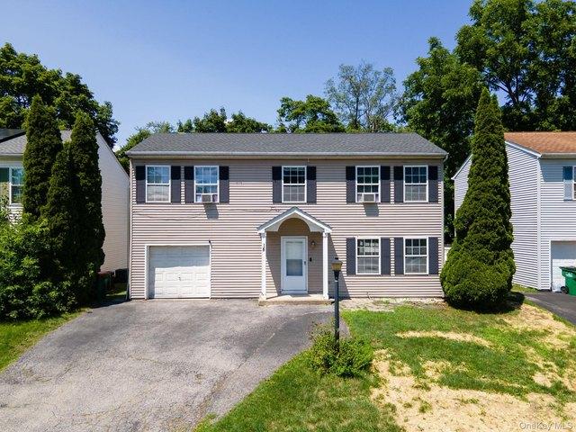 18 Mews Aly, Poughkeepsie, NY 12603