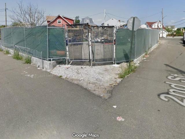 18 Meyer Avenue
