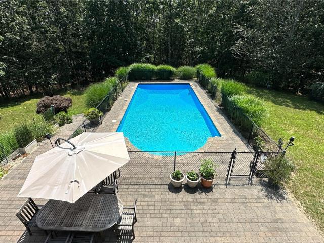 18 Mountain Laurel Ln, Southampton, NY 11968 | MLS #984415