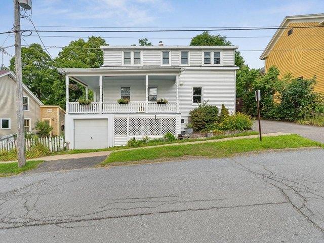 18 N Maple St, Vergennes, VT 05491