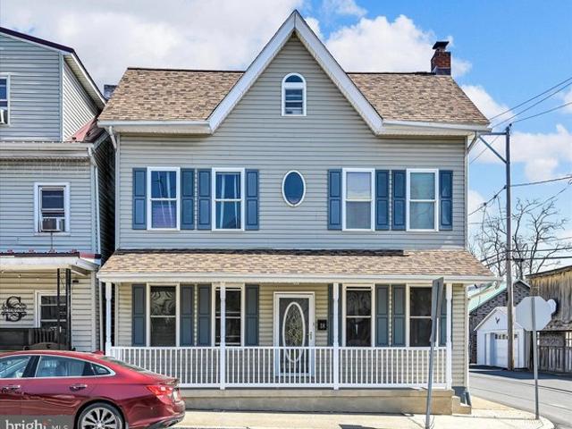 18 N Berne St, Schuylkill Haven, PA 17972