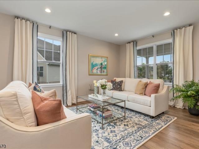18 Norton Rd