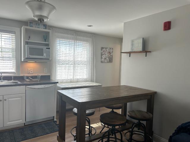18 Ocean Boulevard # 2