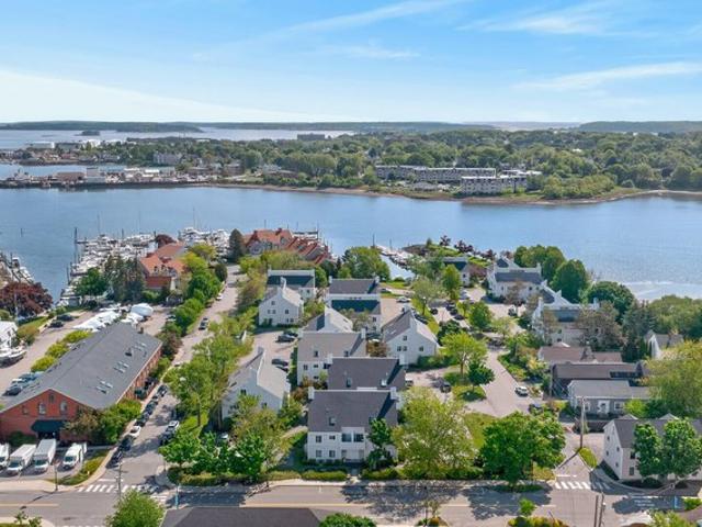 18 Ocean St Apt 103, South Portland, ME 04106