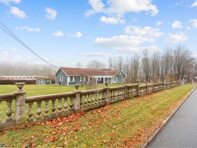 18 Old Wolfe Rd