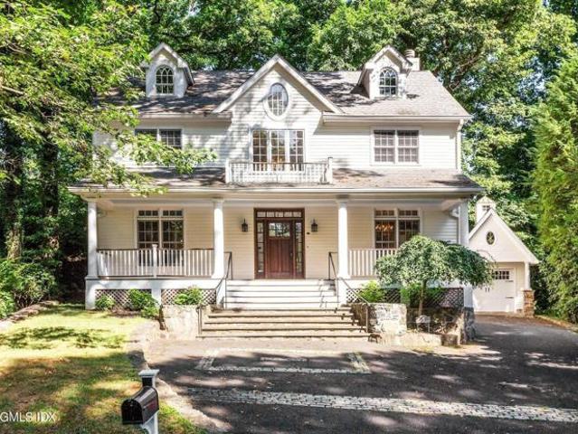 18 Osee Pl, Greenwich, CT 06807