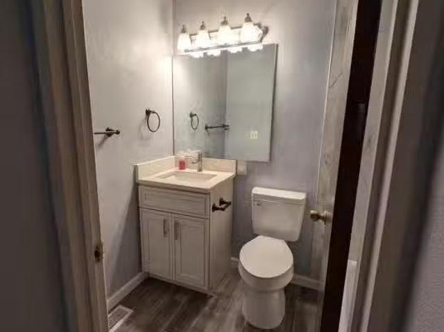18 Orchard View Court 18 Orchard View Ct