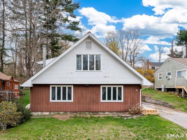 18 Overlook Dr, East Haddam, CT 06423