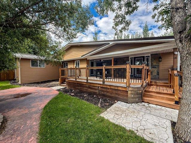 18 Park Garden Est, Great Falls, MT 59404