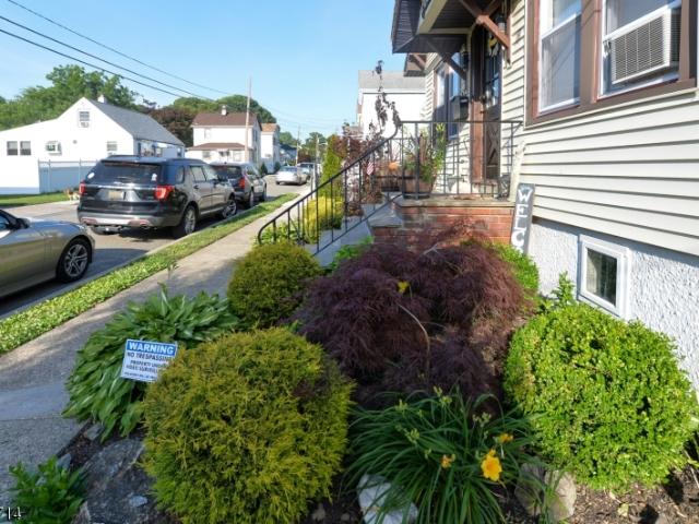18 Parker Ave