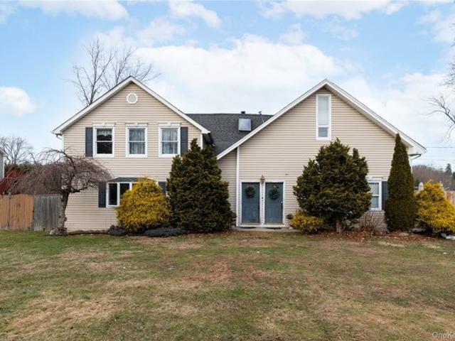 18 Parker Dr, Mahopac, NY 10541