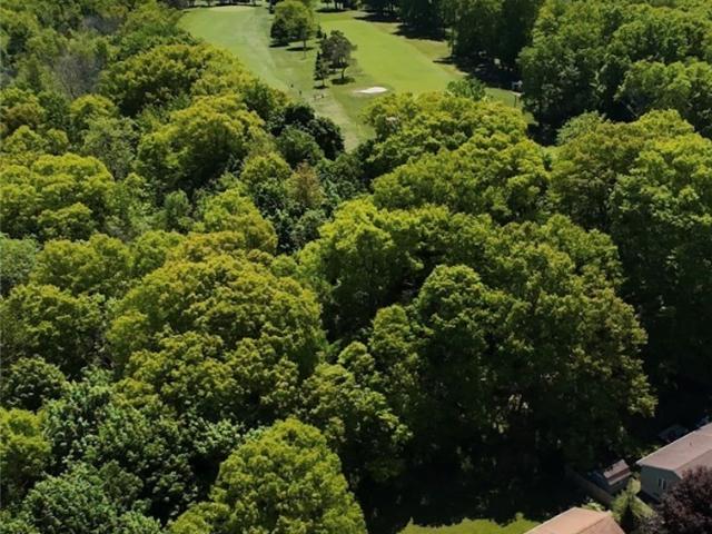18 Pond Path