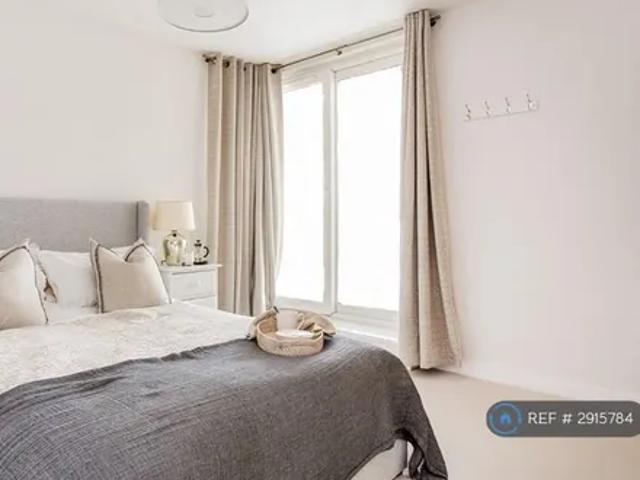 18 Point Pleasant, London, SW18 1GG, United Kingdom | 3 bed house for rent #124156588 | Rentberry