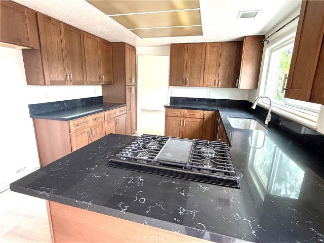 18 Quail Creek Ln, Pomona, CA 91766 | MLS #RS26078