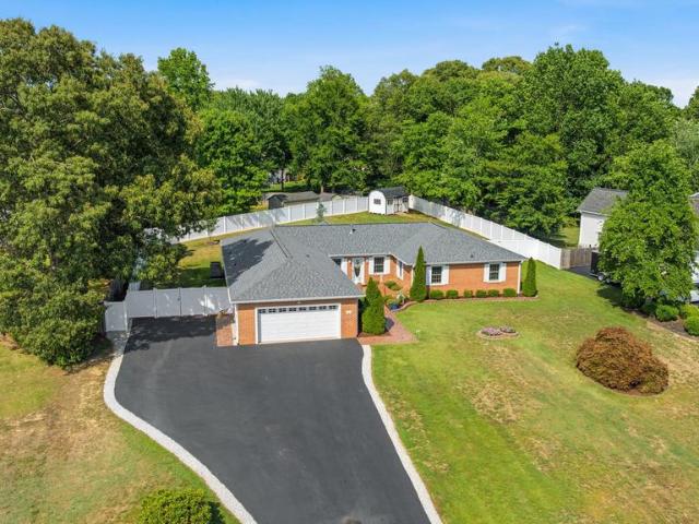 18 Quailwood Parkway