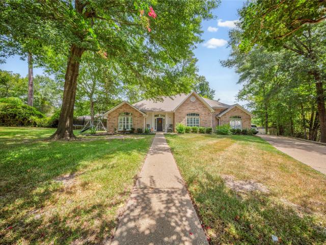18 Red Oak Lane