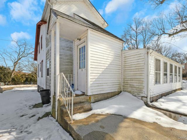 18 Ridge Road