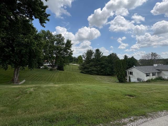 18 Ridgeview Drive