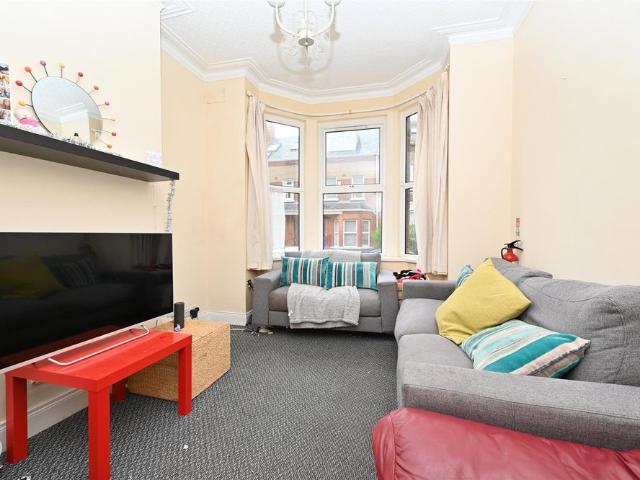 18 Riverview Street, Belfast, BT9 5FD