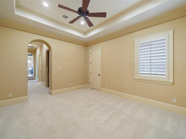 18 Rugged Lark Cir, Tomball, TX 77377 | MLS #36248