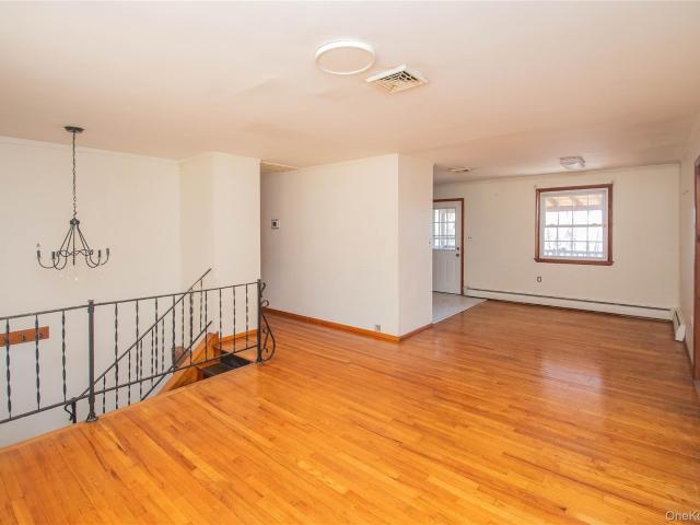 18 Russo Dr, Newburgh, NY 12550 | MLS #969889