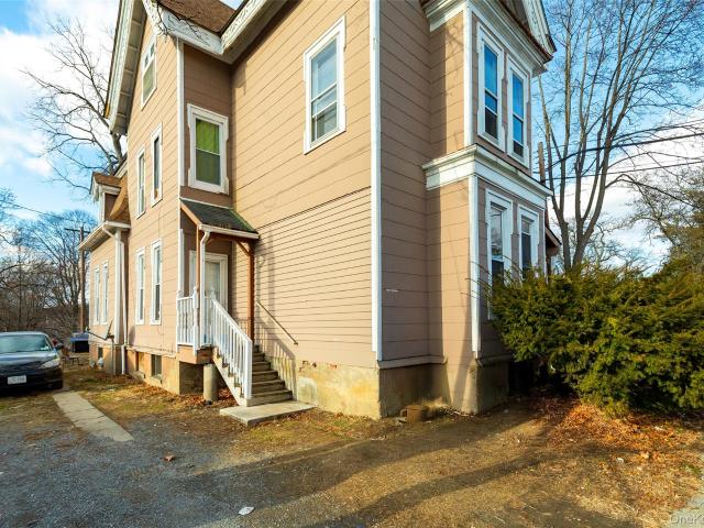 18 S Clinton Street