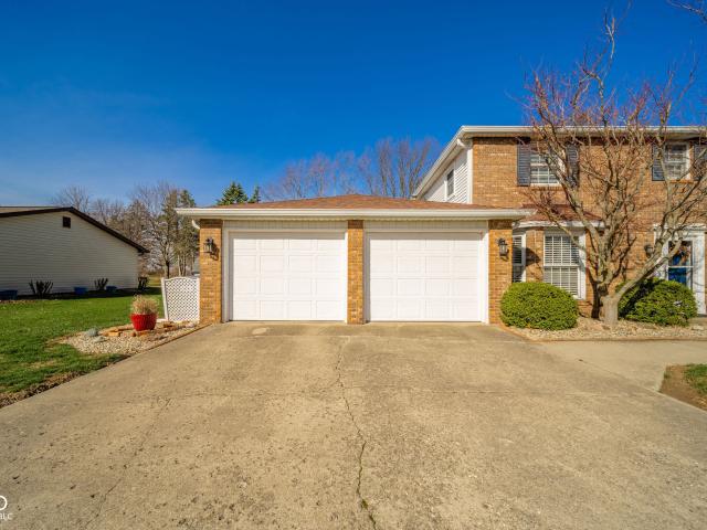 18 S Fairway Drive