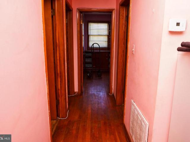 18 S Little Church Street